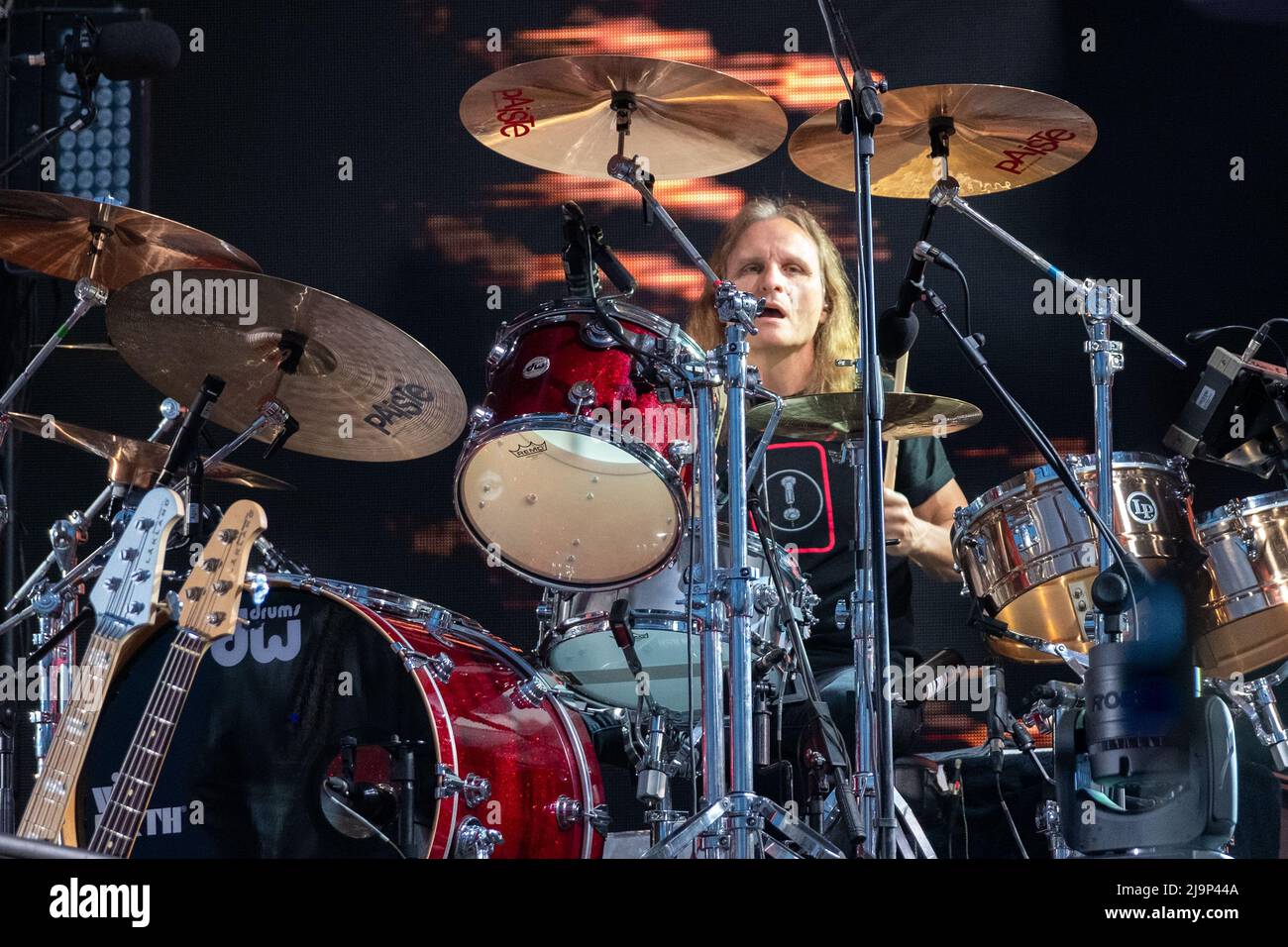 Matt laug hi-res stock photography and images - Alamy