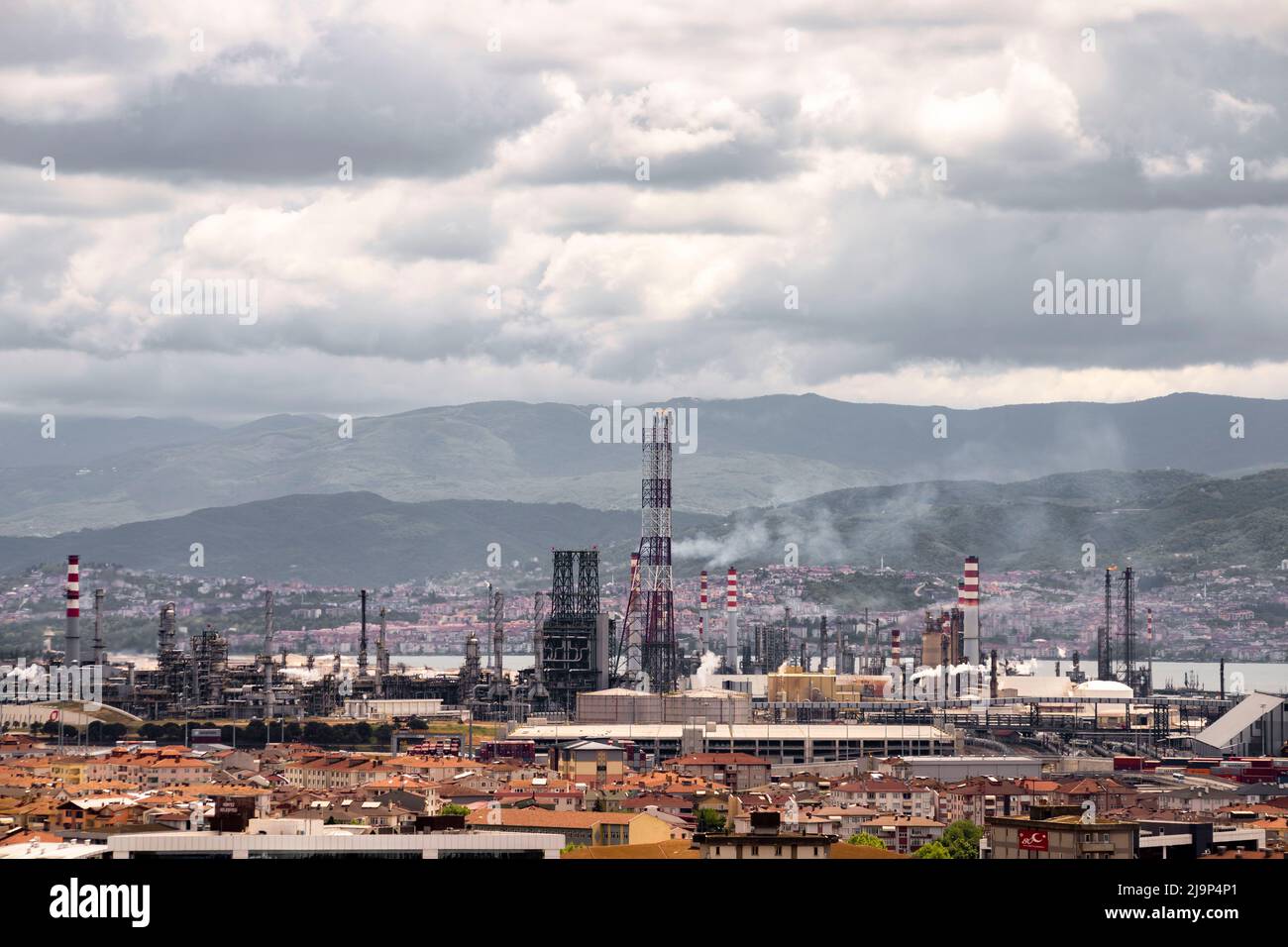 Turkey - May 19, 2022 : Tupras Izmit oil refinery, Tupras is Turkey's ...