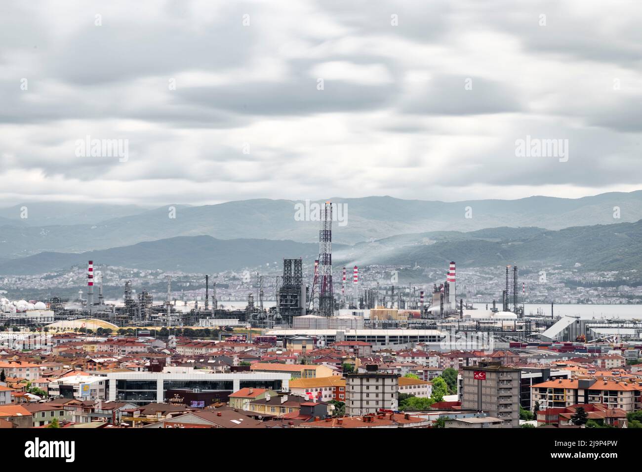 Turkey - May 19, 2022 : Tupras Izmit oil refinery, Tupras is Turkey's ...