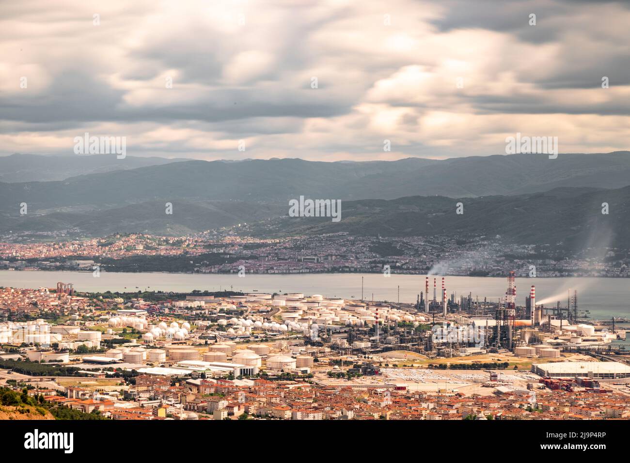 Turkey - May 19, 2022 : Tupras Izmit oil refinery, Tupras is Turkey's ...