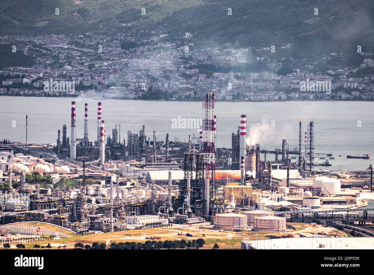 Turkey - May 19, 2022 : Tupras Izmit oil refinery, Tupras is Turkey's ...