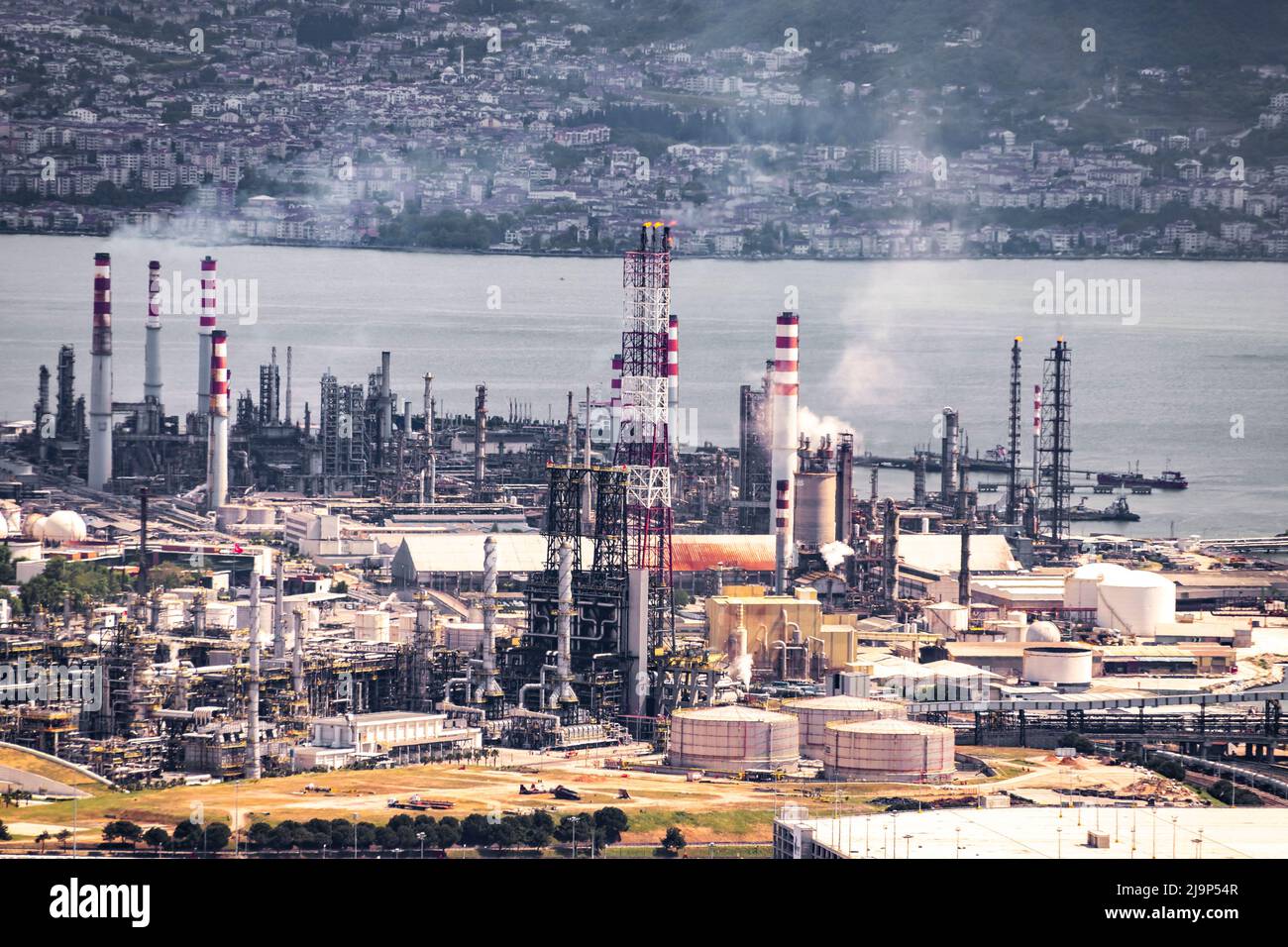 Turkey - May 19, 2022 : Tupras Izmit oil refinery, Tupras is Turkey's ...
