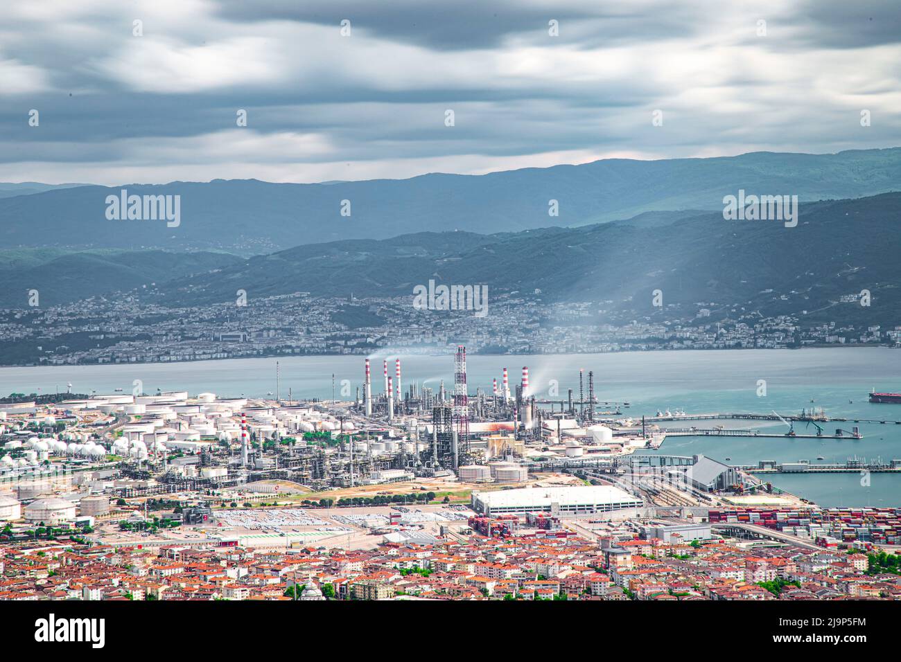 Turkey - May 19, 2022 : Tupras Izmit oil refinery, Tupras is Turkey's ...