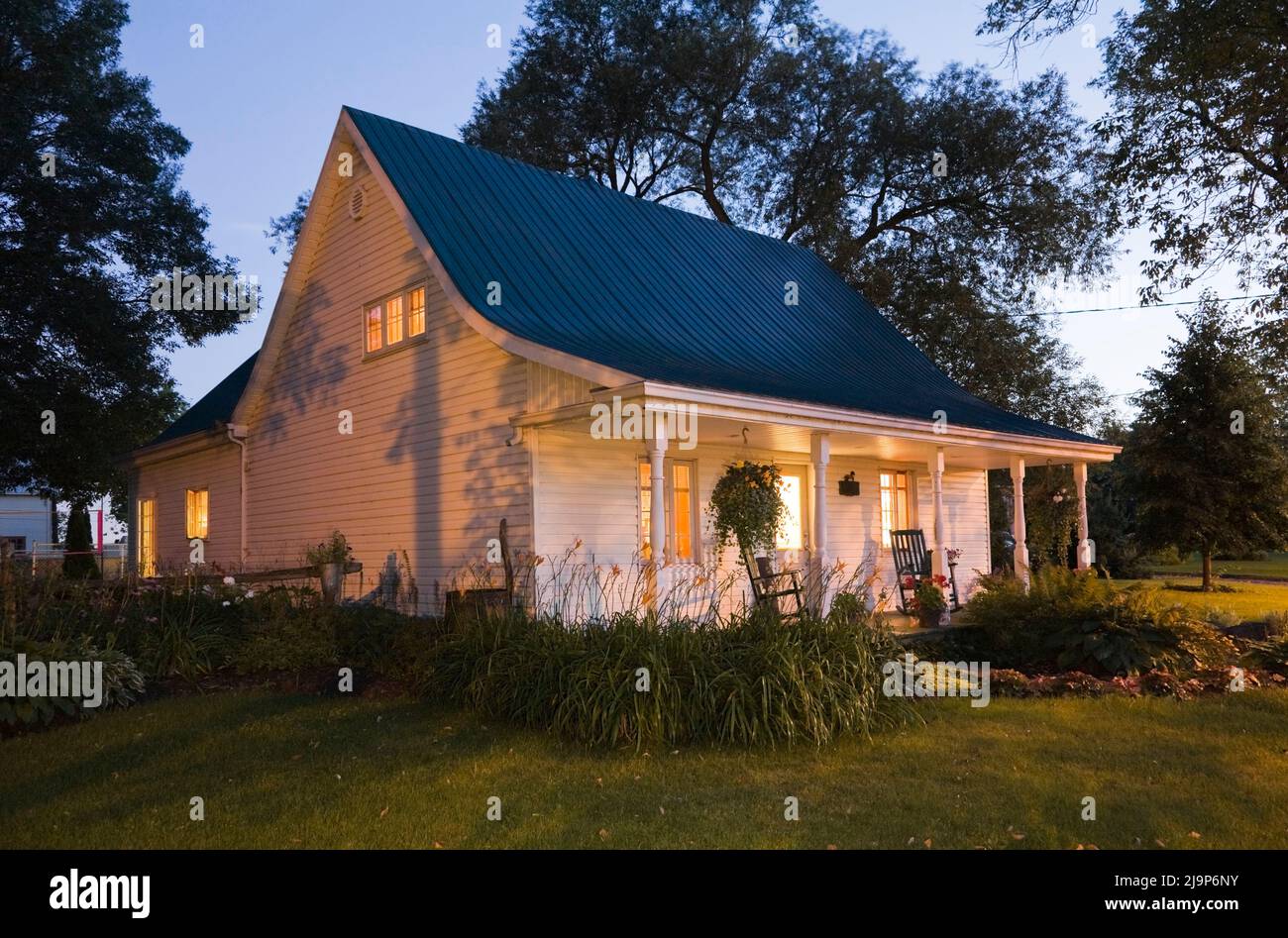 Old circa 1758 Canadiana cottage style home with white wood plank ...