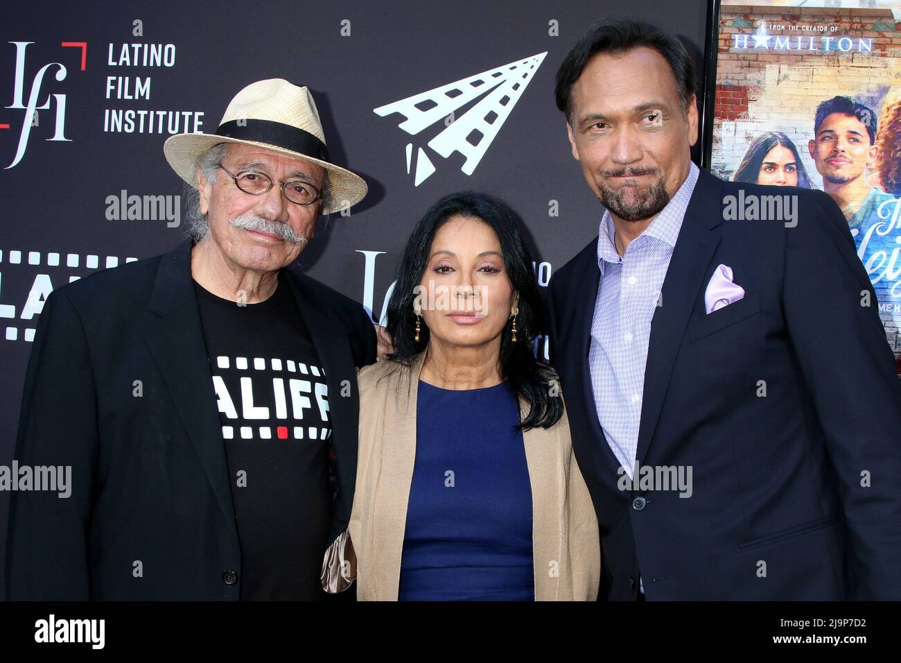 Jimmy smits in the heights hi-res stock photography and images - Alamy