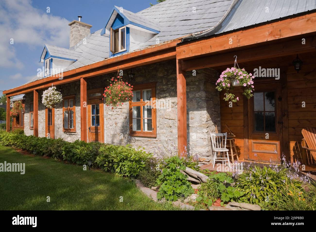 Old circa 1760 Canadiana cottage style fieldstone home with silver ...