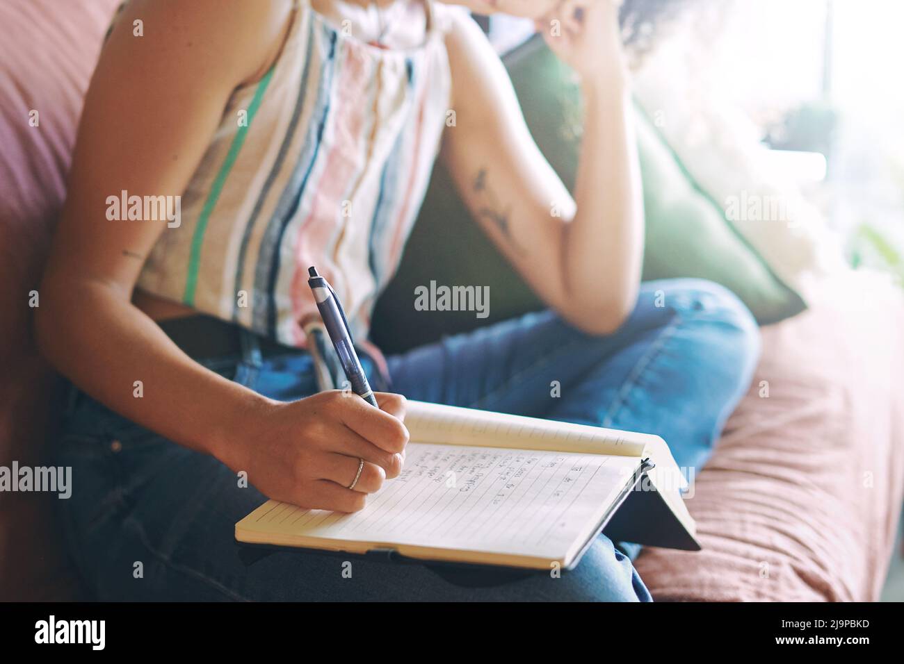 Daily notes hi-res stock photography and images - Alamy