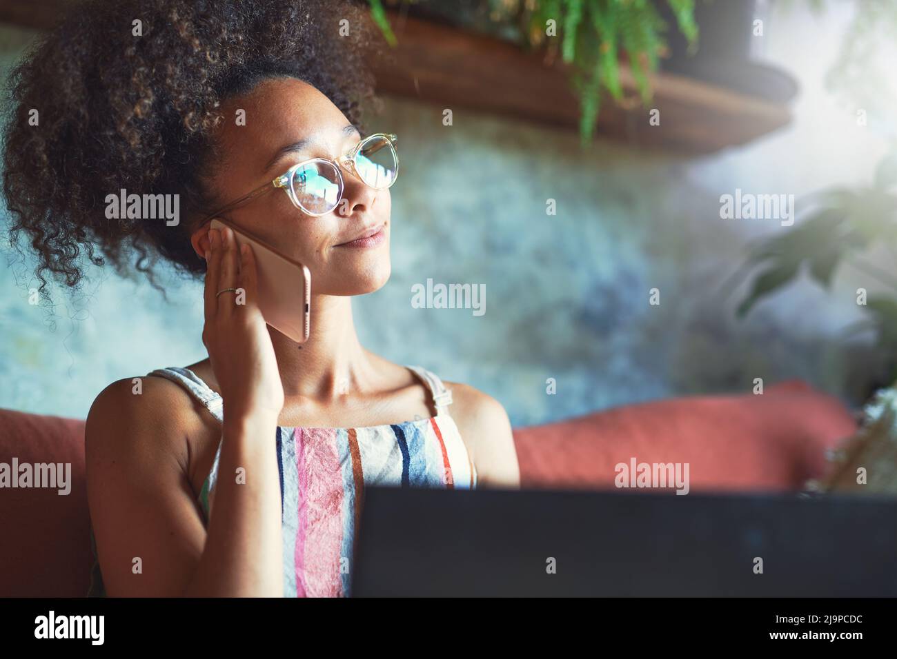 Real life communication hi-res stock photography and images - Alamy