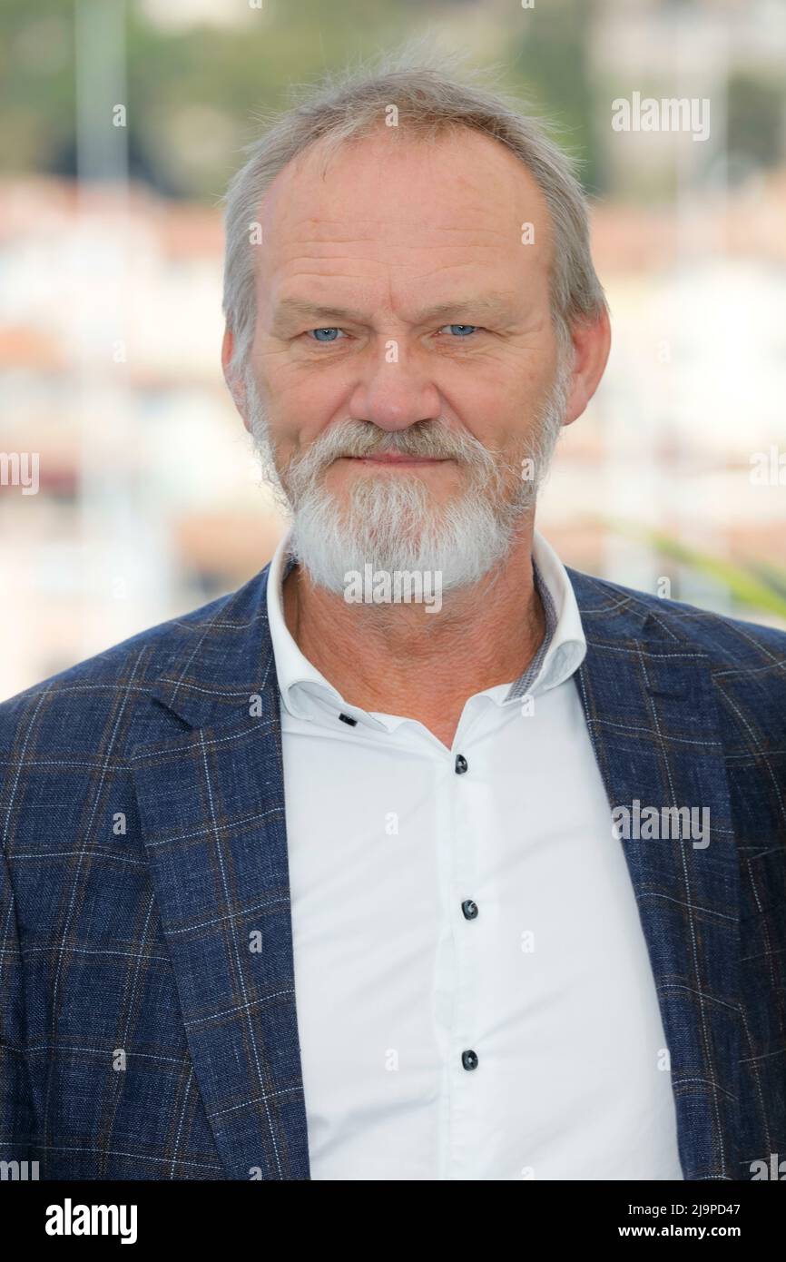 Cannes, Frankreich. 24th May, 2022. Ingvar Sigurdsson poses at the ...