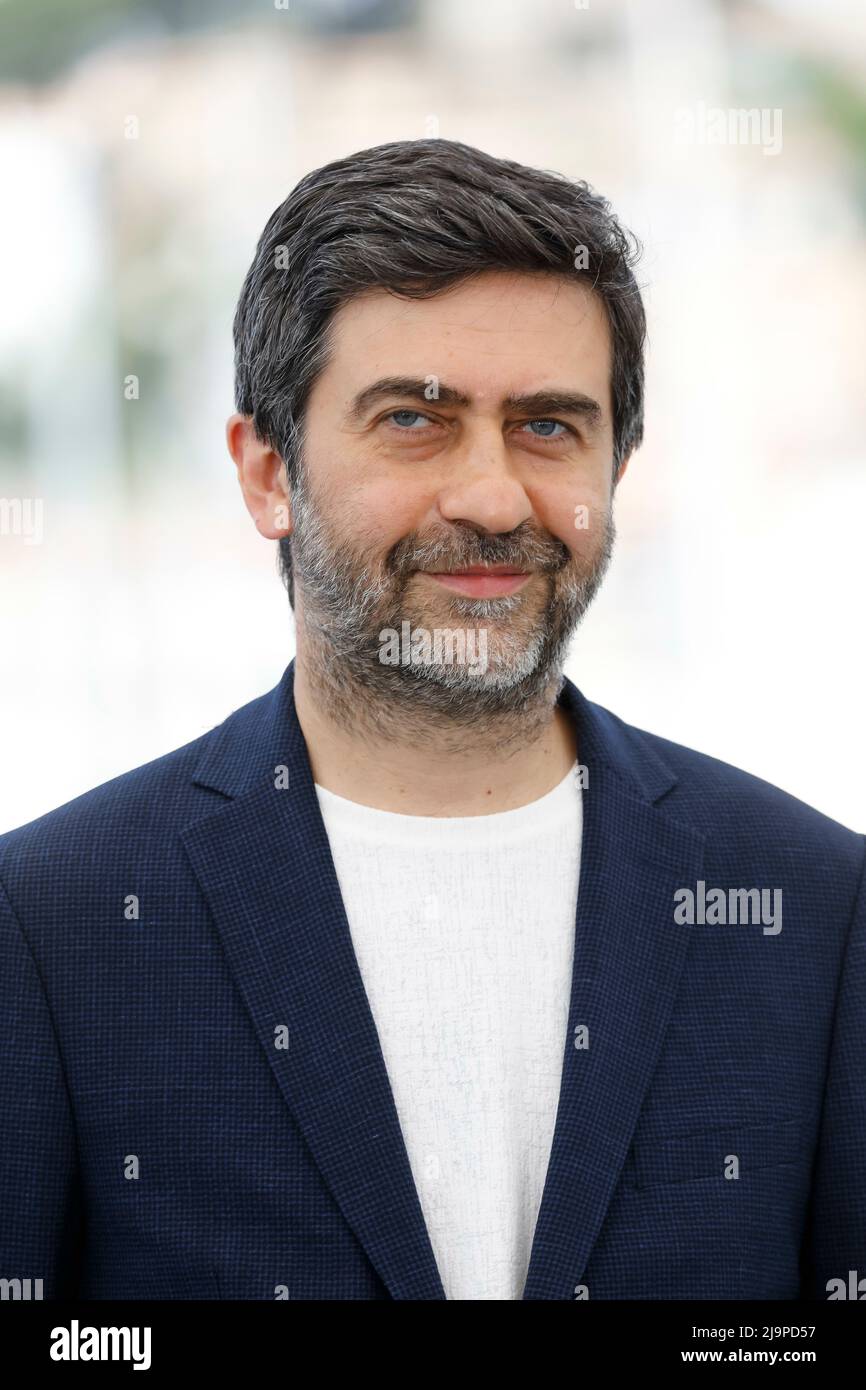 Cannes, Frankreich. 24th May, 2022. Emin Alper poses at the photocall ...