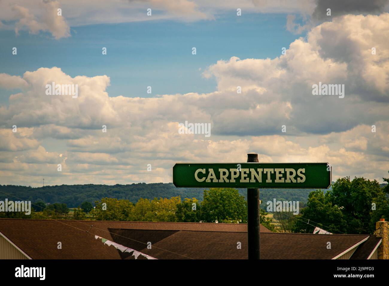 Railroad crossing sign illustration hi-res stock photography and images ...