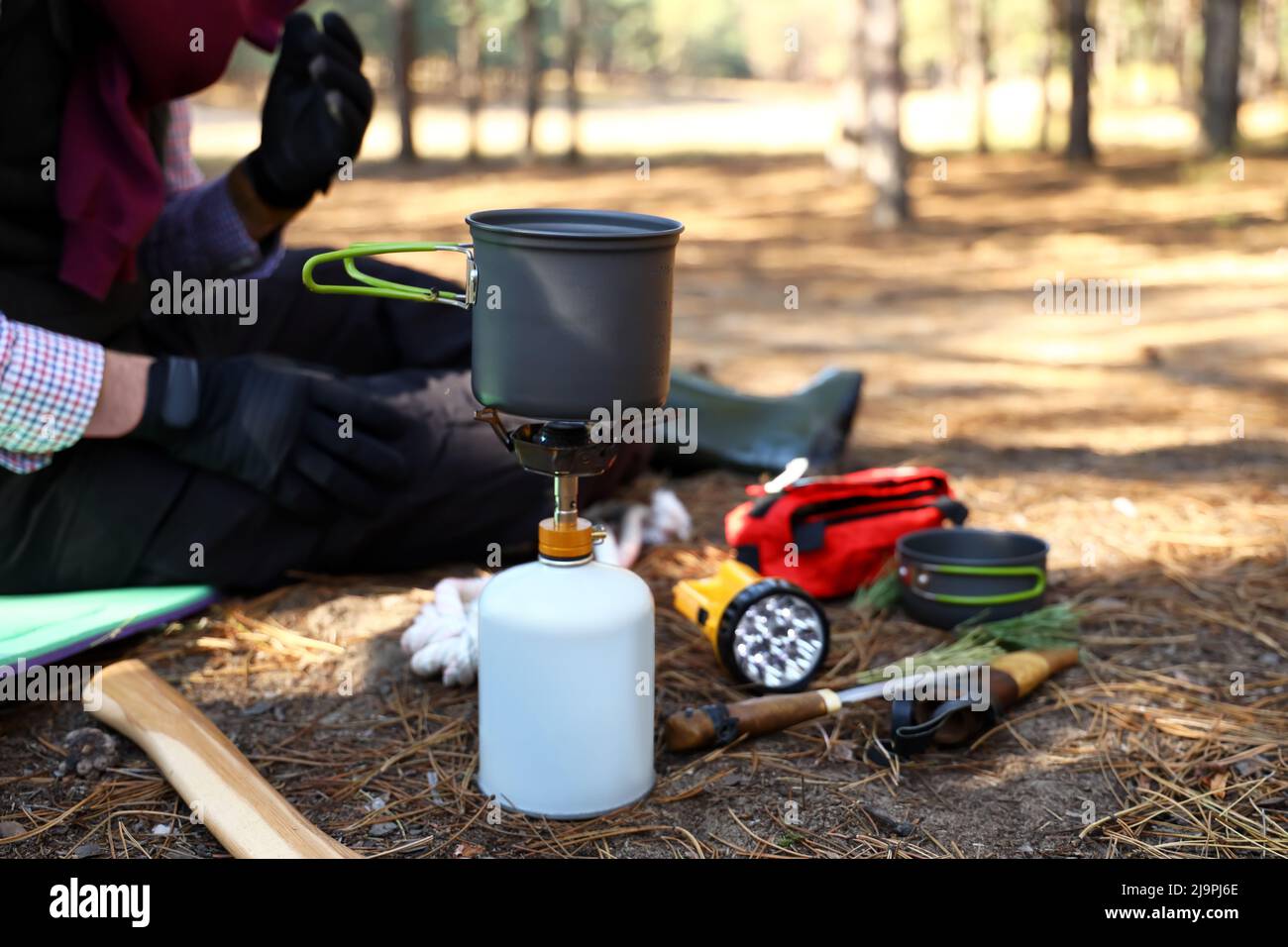 Cooking food in forest hi-res stock photography and images - Alamy