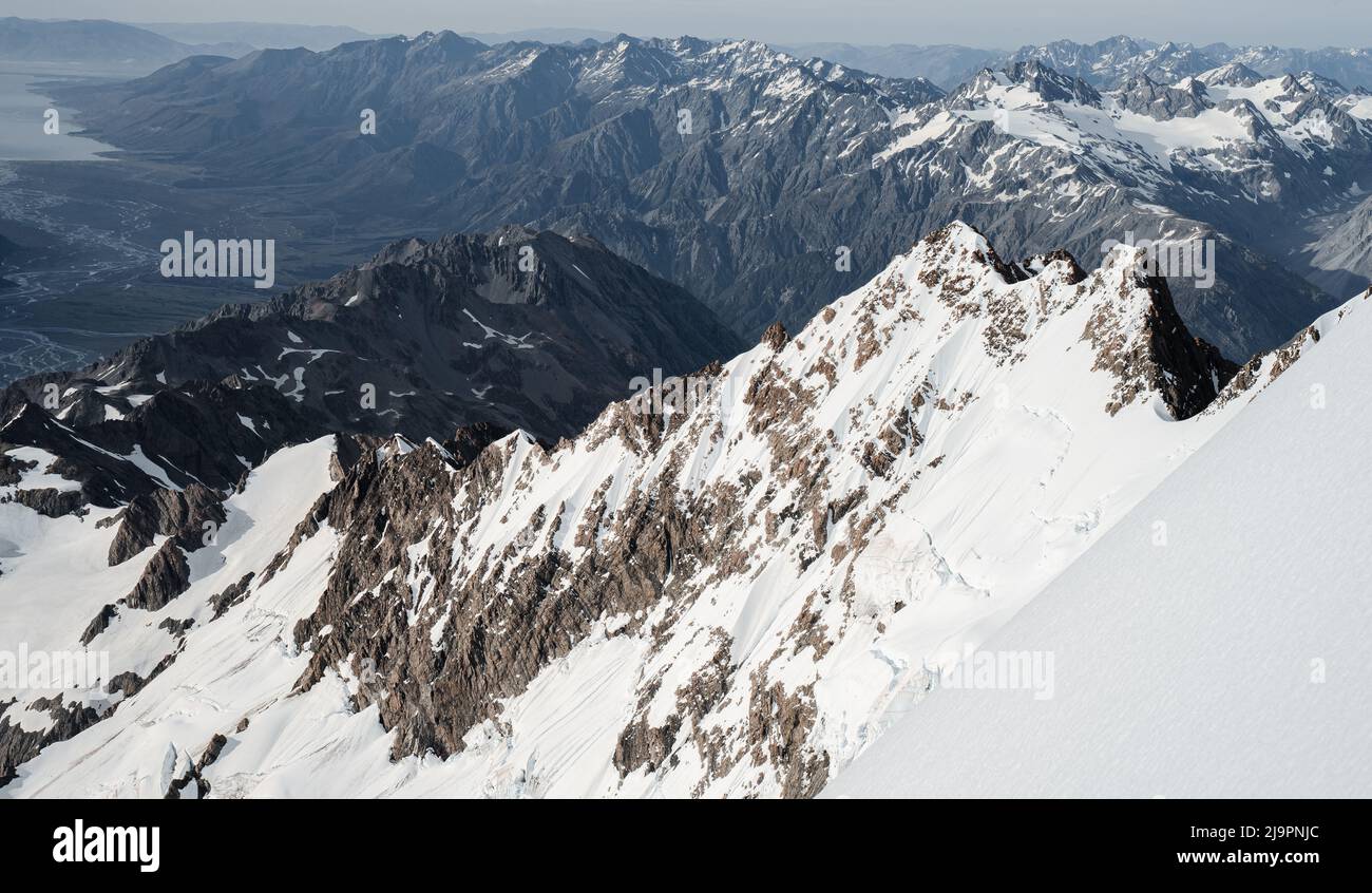Hillary's ridge on Mt Cook Stock Photo - Alamy