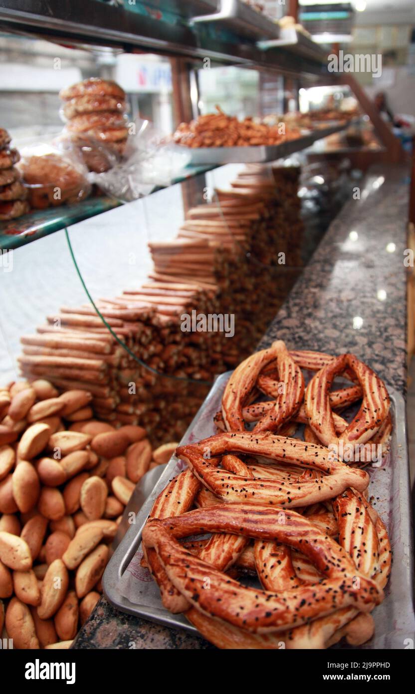 Bakery shop istanbul turkey hi-res stock photography and images - Alamy