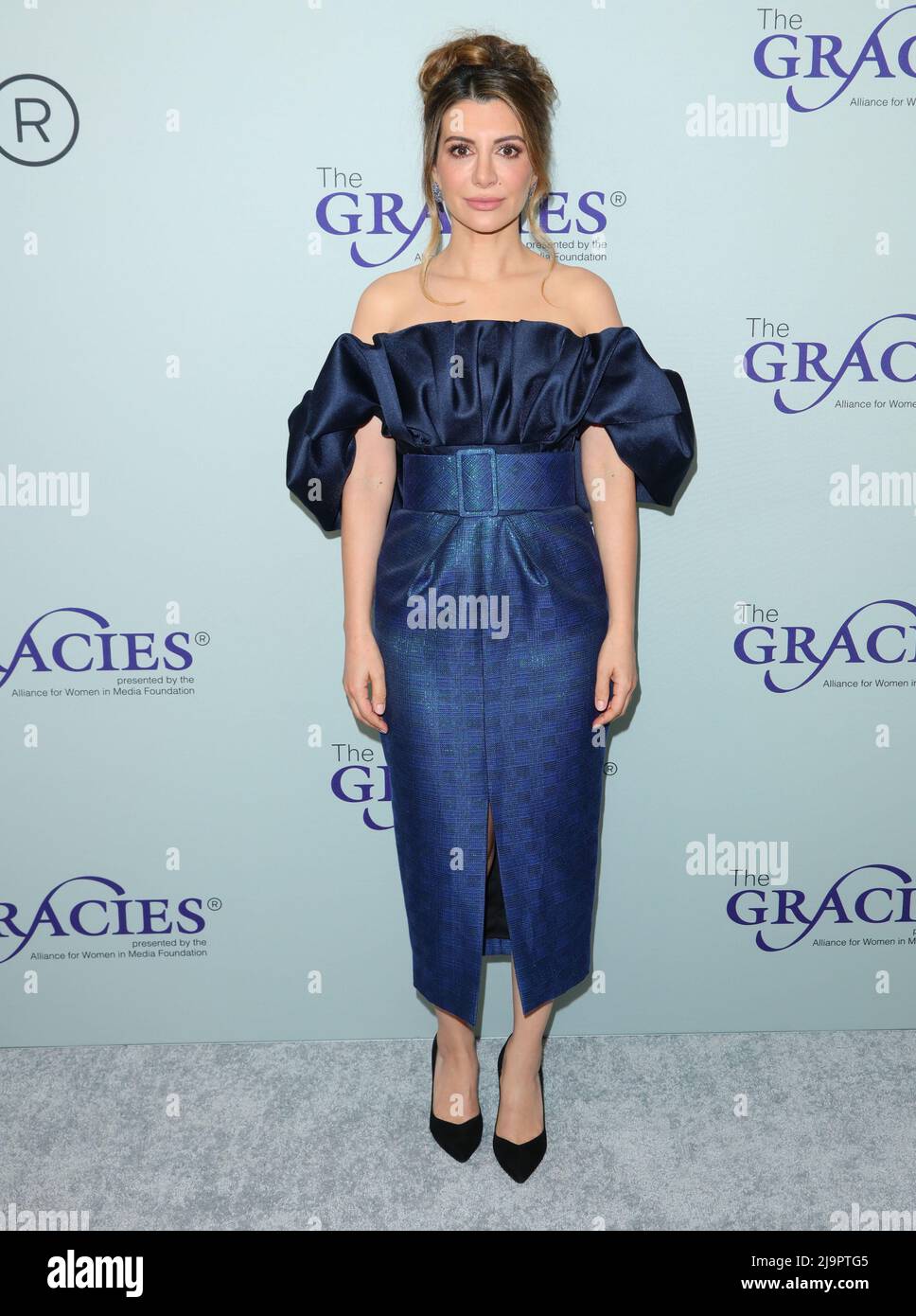 Nasim Pedrad 2022