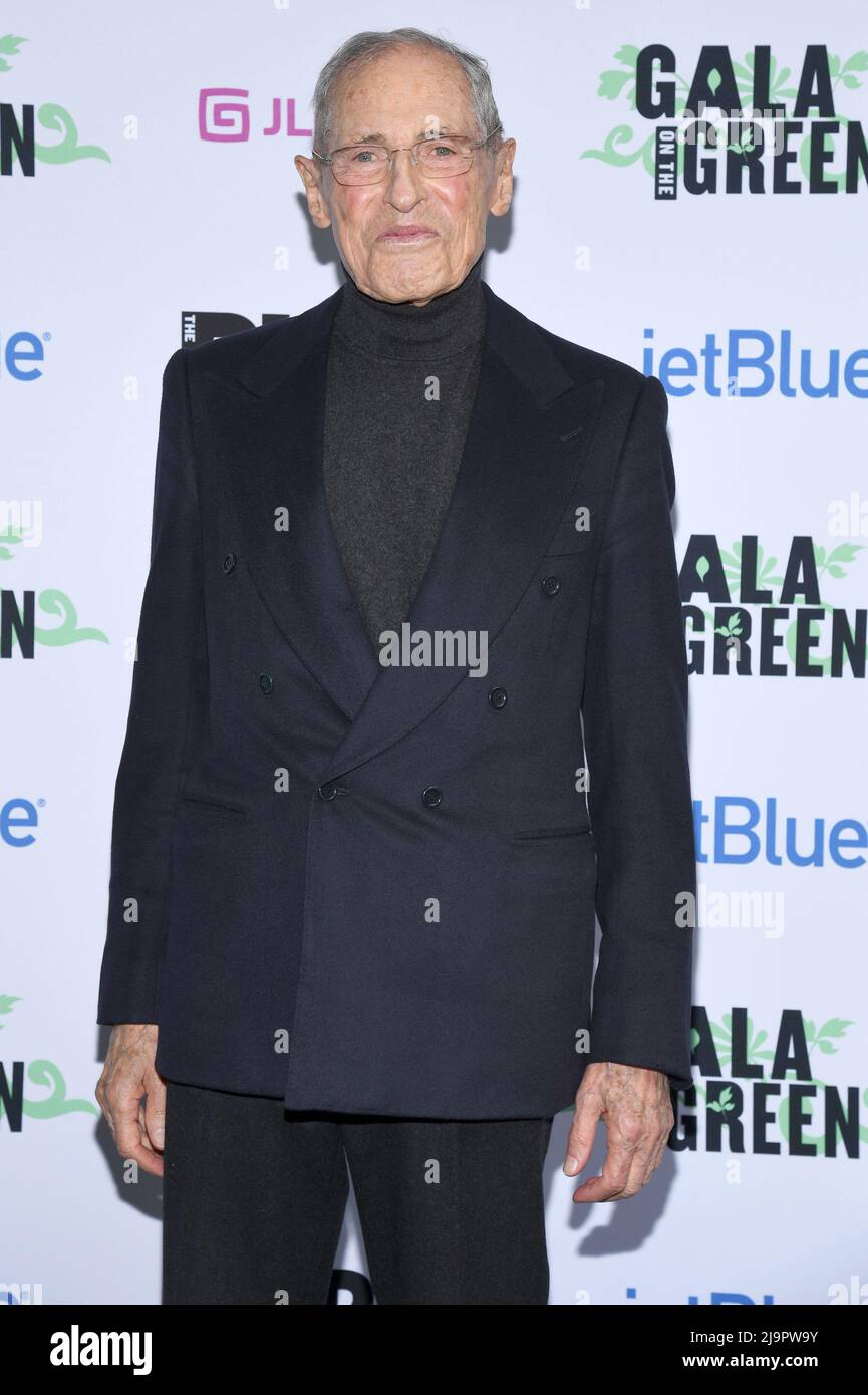 Gil green hi-res stock photography and images - Alamy