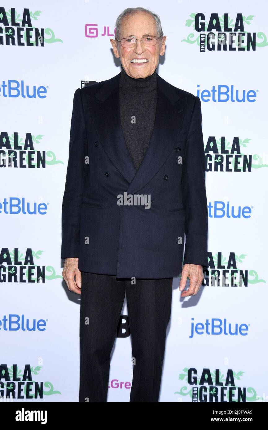 Gil green hi-res stock photography and images - Alamy