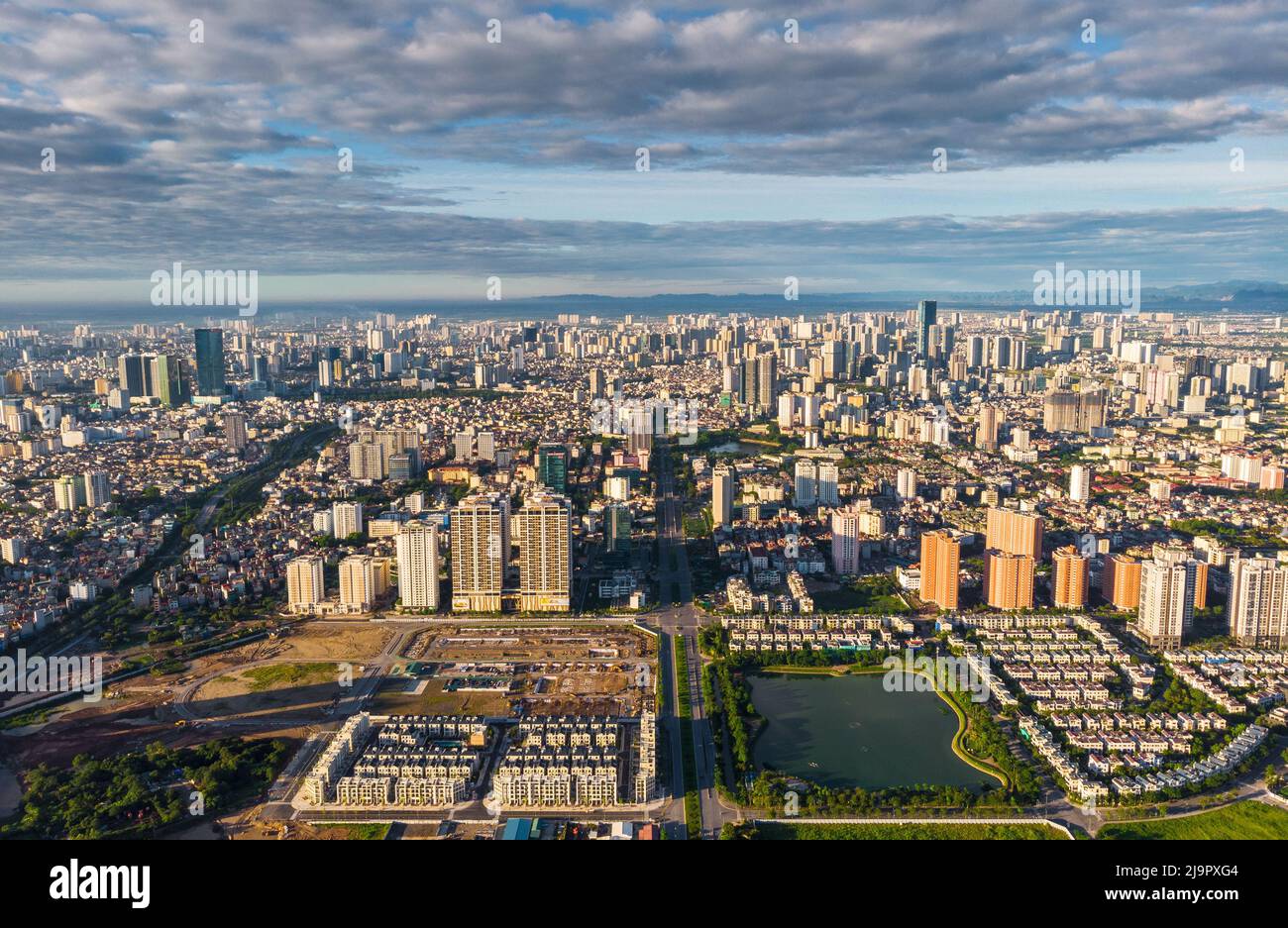 Hanoi skyscrapers hi-res stock photography and images - Alamy