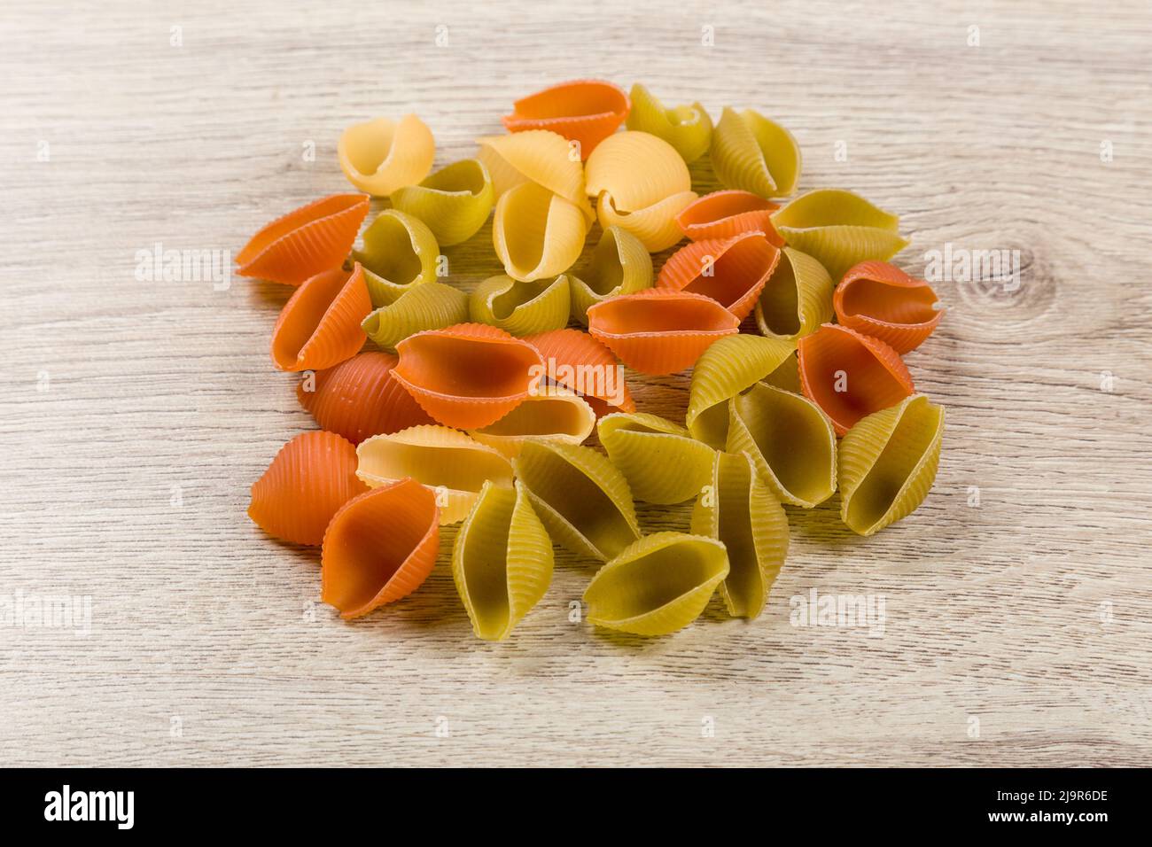 Pasta Conchiglie colorata Traditional Italian food Stock Photo - Alamy