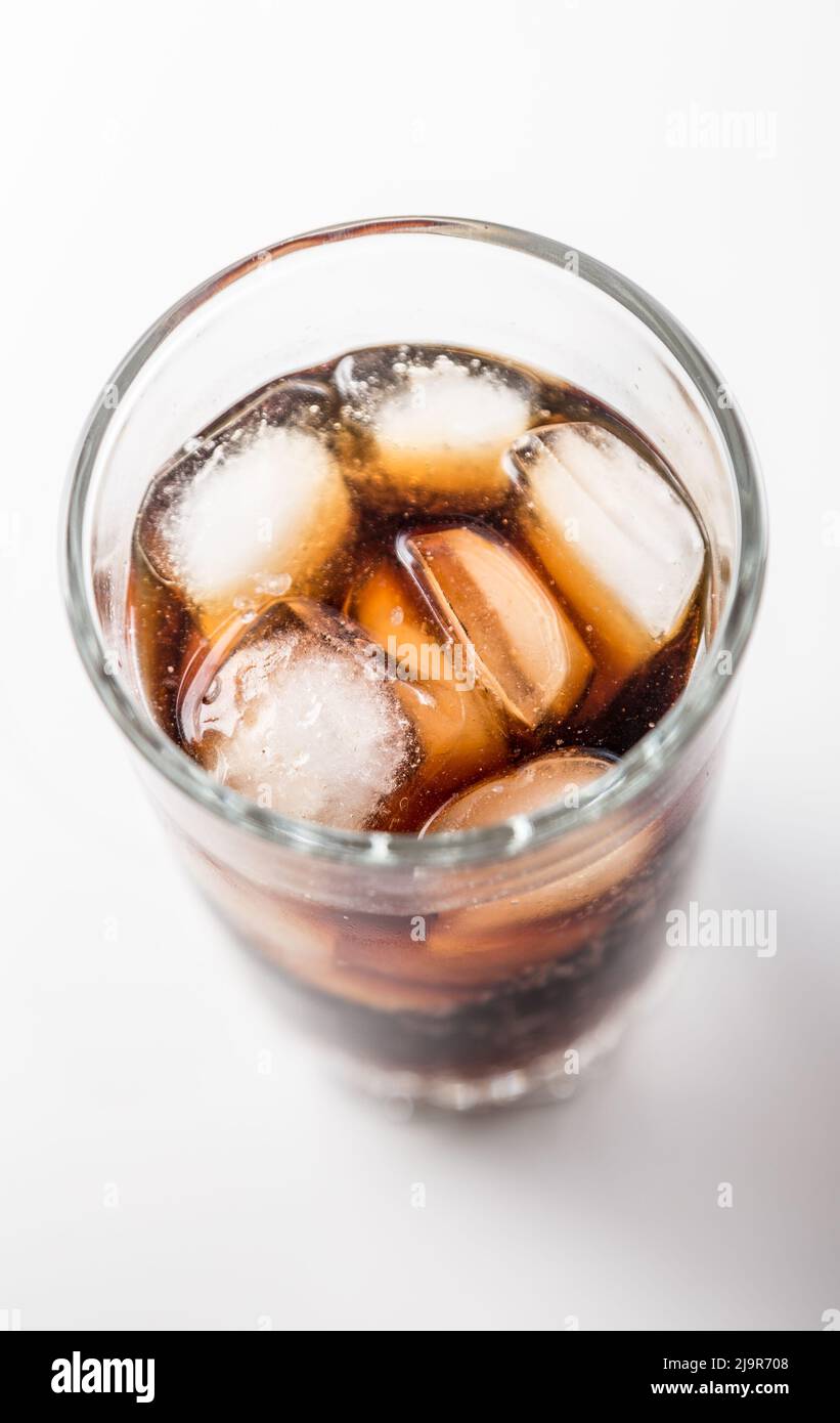 Cola ice cubes dew hi-res stock photography and images - Alamy