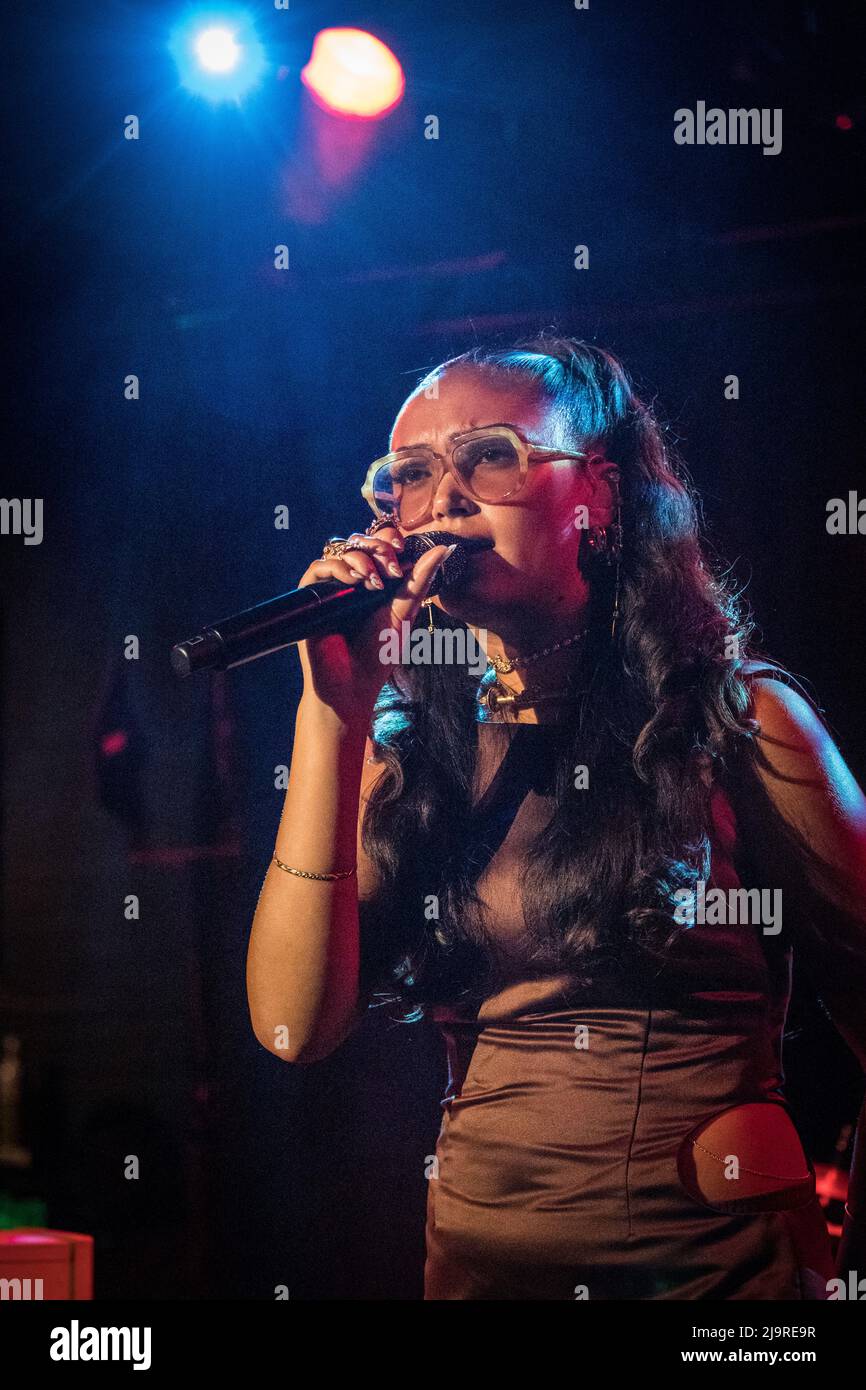 Joy crookes singer hi-res stock photography and images - Alamy