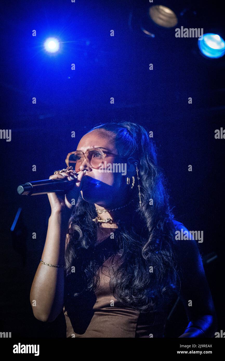 Joy crookes singer hi-res stock photography and images - Alamy