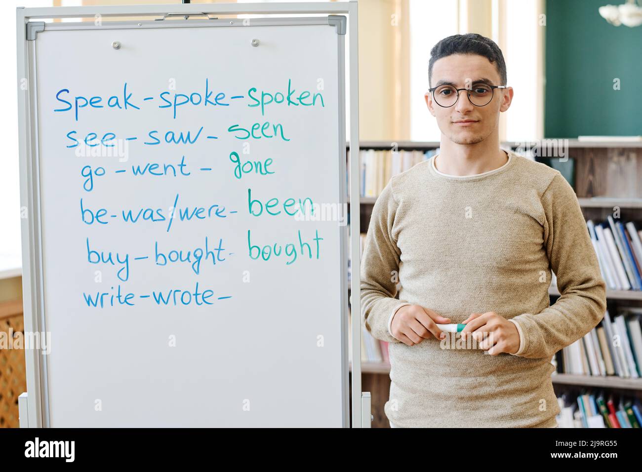 Irregular verbs hi-res stock photography and images - Alamy