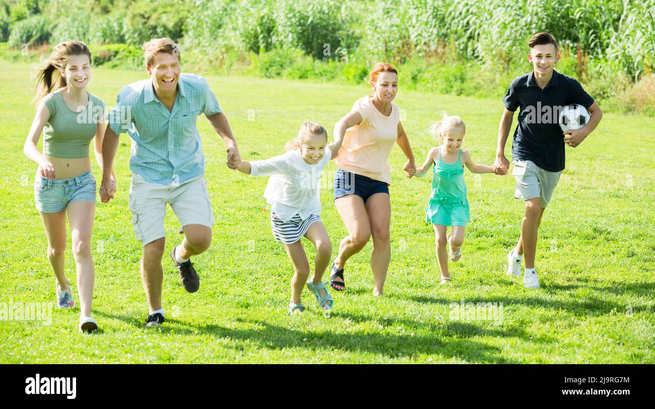 Teenager jogging family hi-res stock photography and images - Alamy