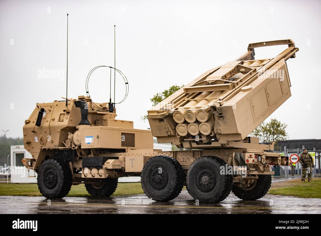 U.S. Army Soldiers, assigned to Bravo Battery, 1st Battalion, 14th ...