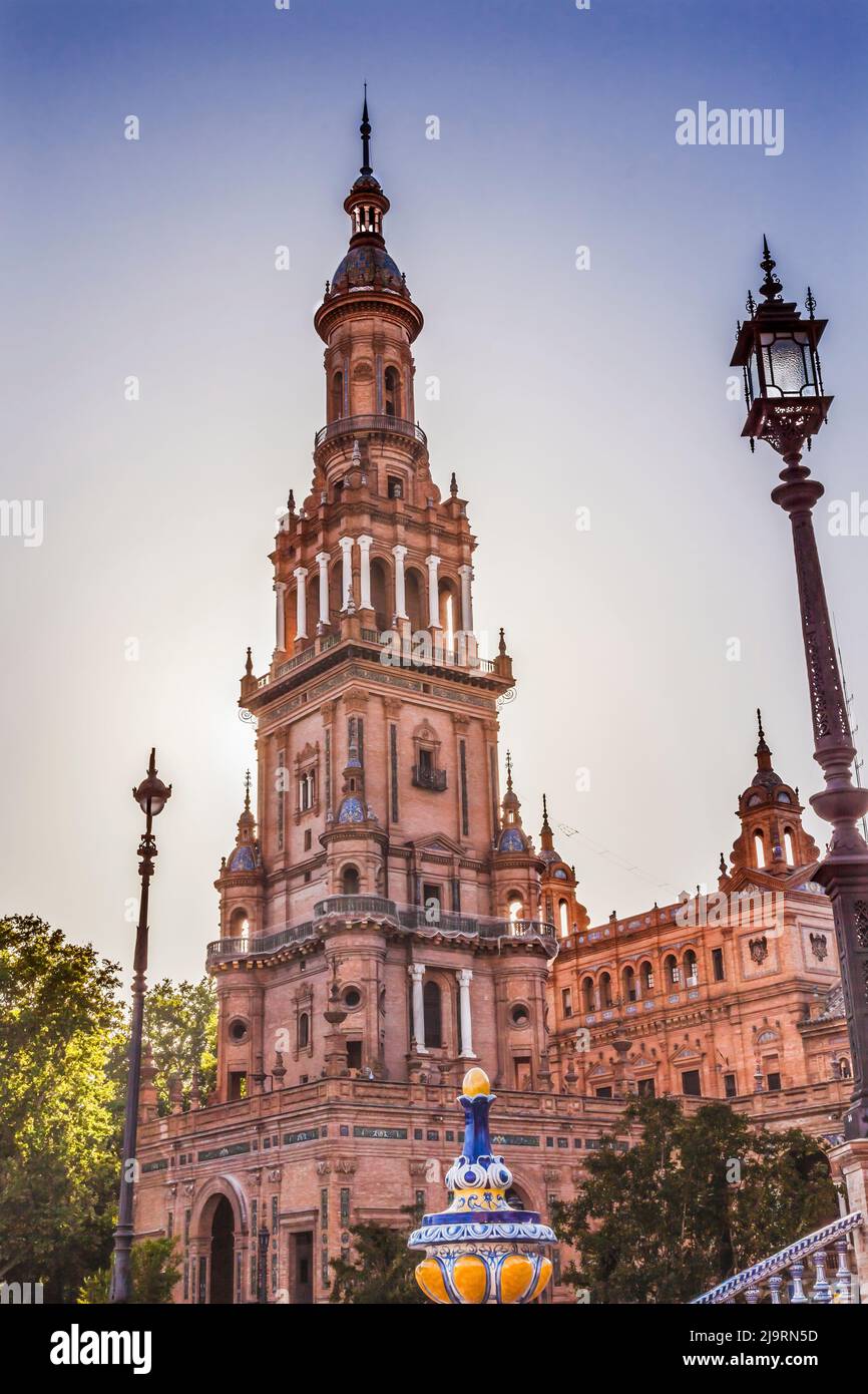 Plaza de Espana, Seville, Andalusia, Spain. Built in 1928 for Ibero ...