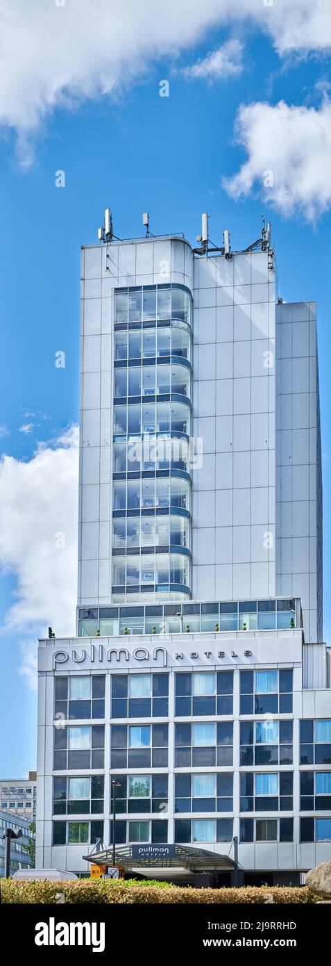 Pullman london st pancras hotel hi-res stock photography and images - Alamy