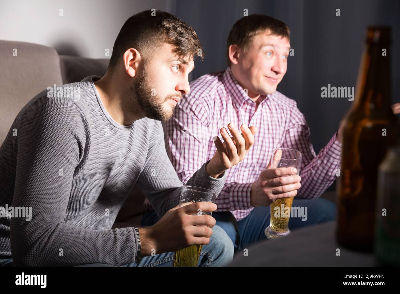 Watching neighbours hi-res stock photography and images - Alamy