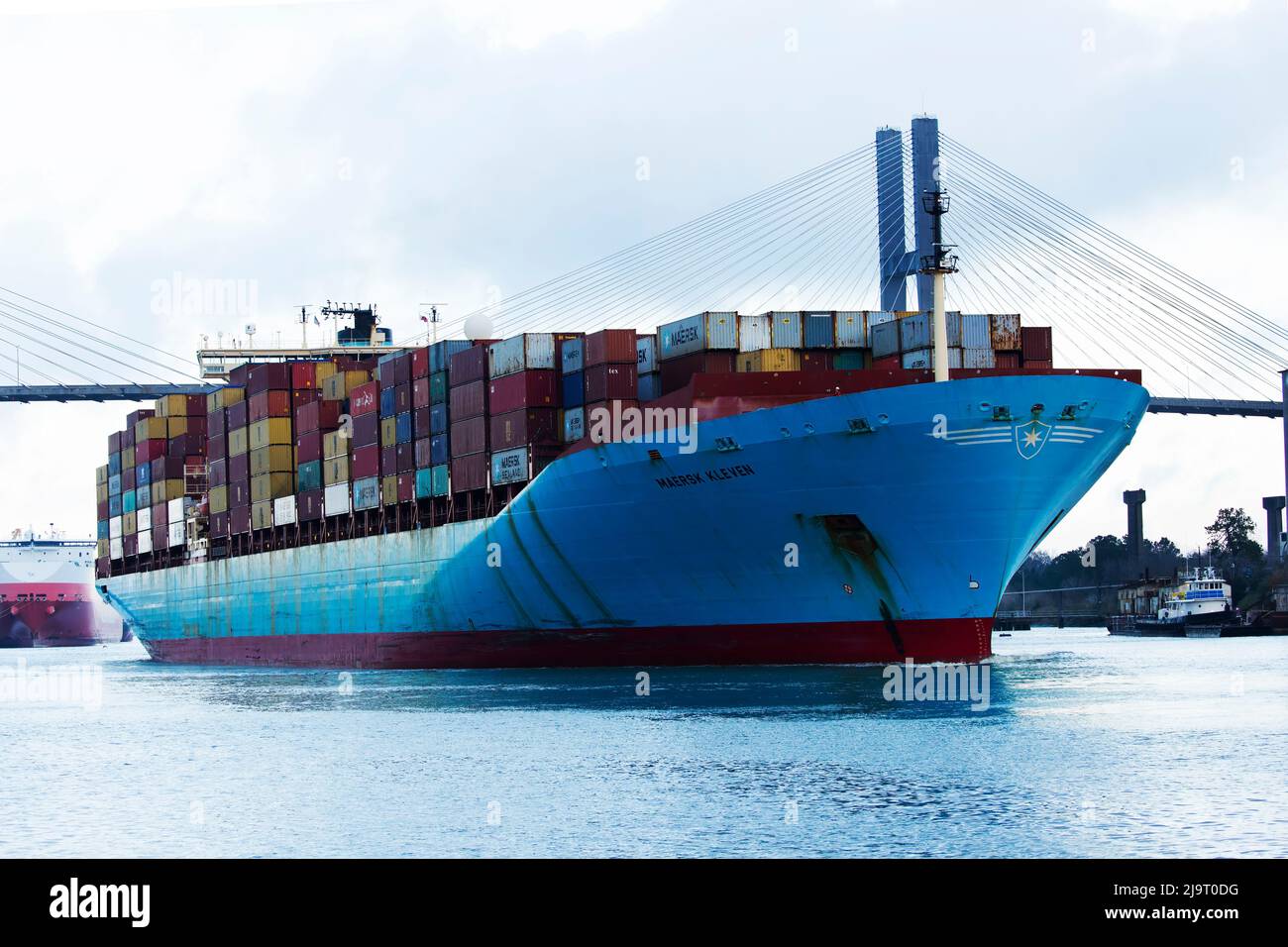 USA, Georgia, Savannah. Container ship departing Savannah Harbor Stock ...