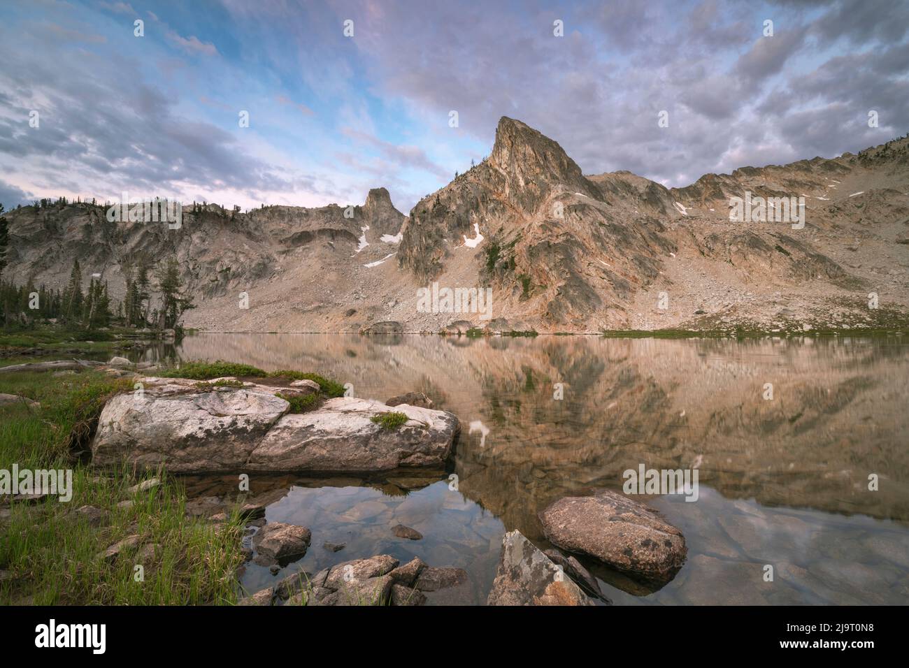 Twin Lakes and Peak 9,923, Alice-Toxaway Lakes Loop Trail, Sawtooth ...