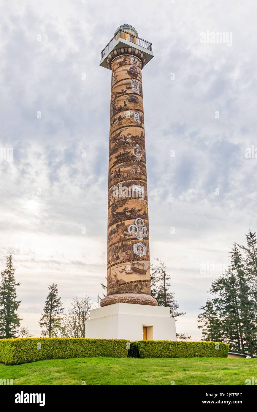 Astoria, Oregon, USA. Memorial column above the Columbia River in ...
