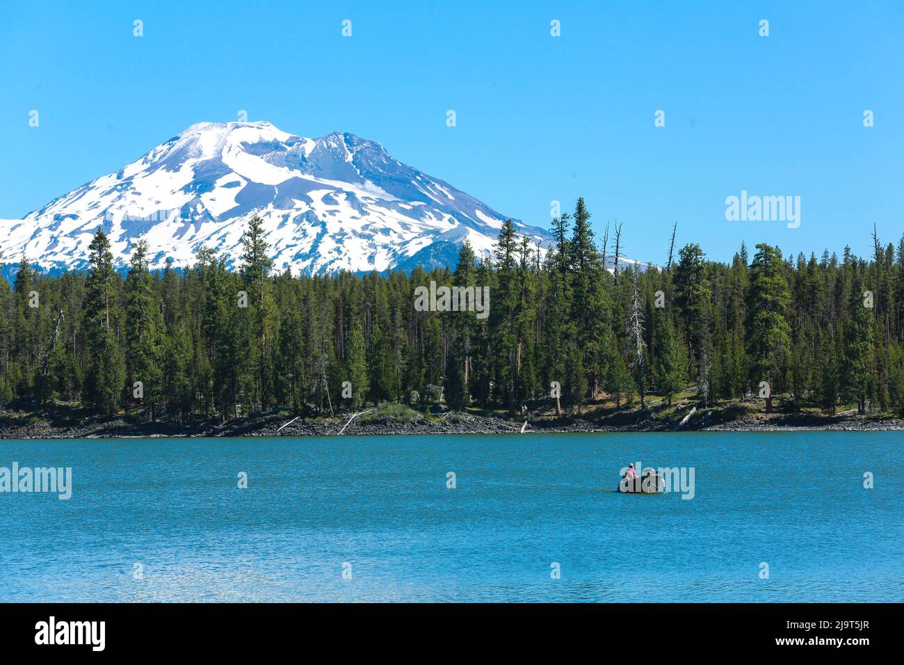 Bend, Oregon, USA. Cascade Lakes Scenic Byway, Three Sisters Mountains ...