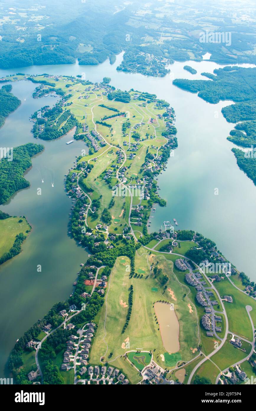 USA, Tennessee. Golf course community on Tennessee Valley Authority ...