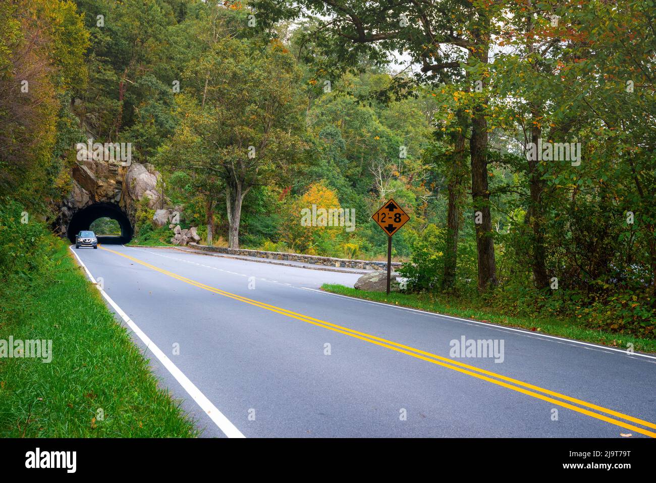 Tunnel, Shenandoah, Blue Ridge Parkway, Smoky Mountains, USA Stock ...