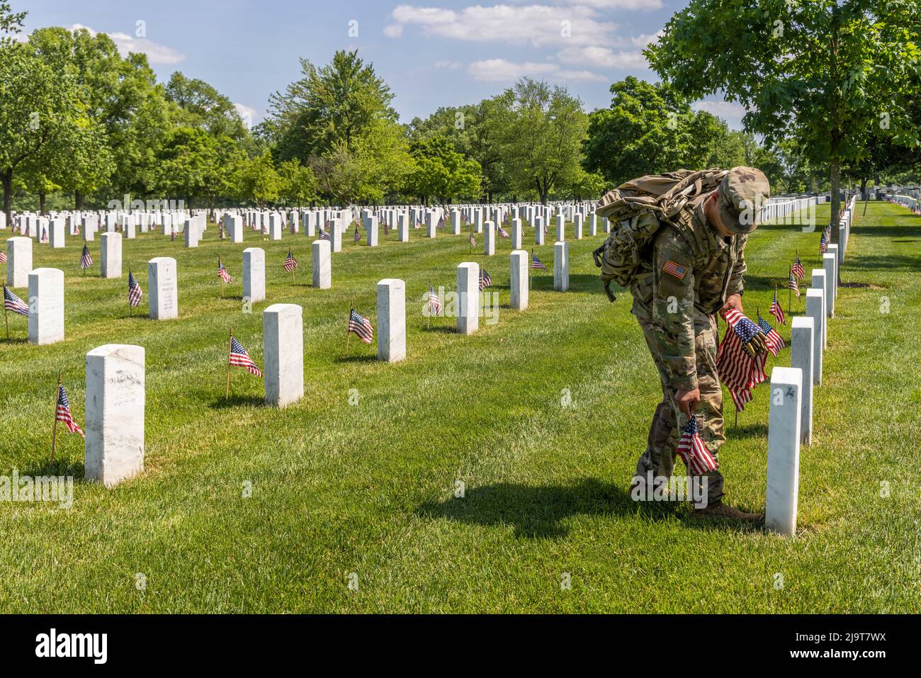 Usa, Virginia. Arlington National Cemetery, 'Flags In' Ceremony at ...