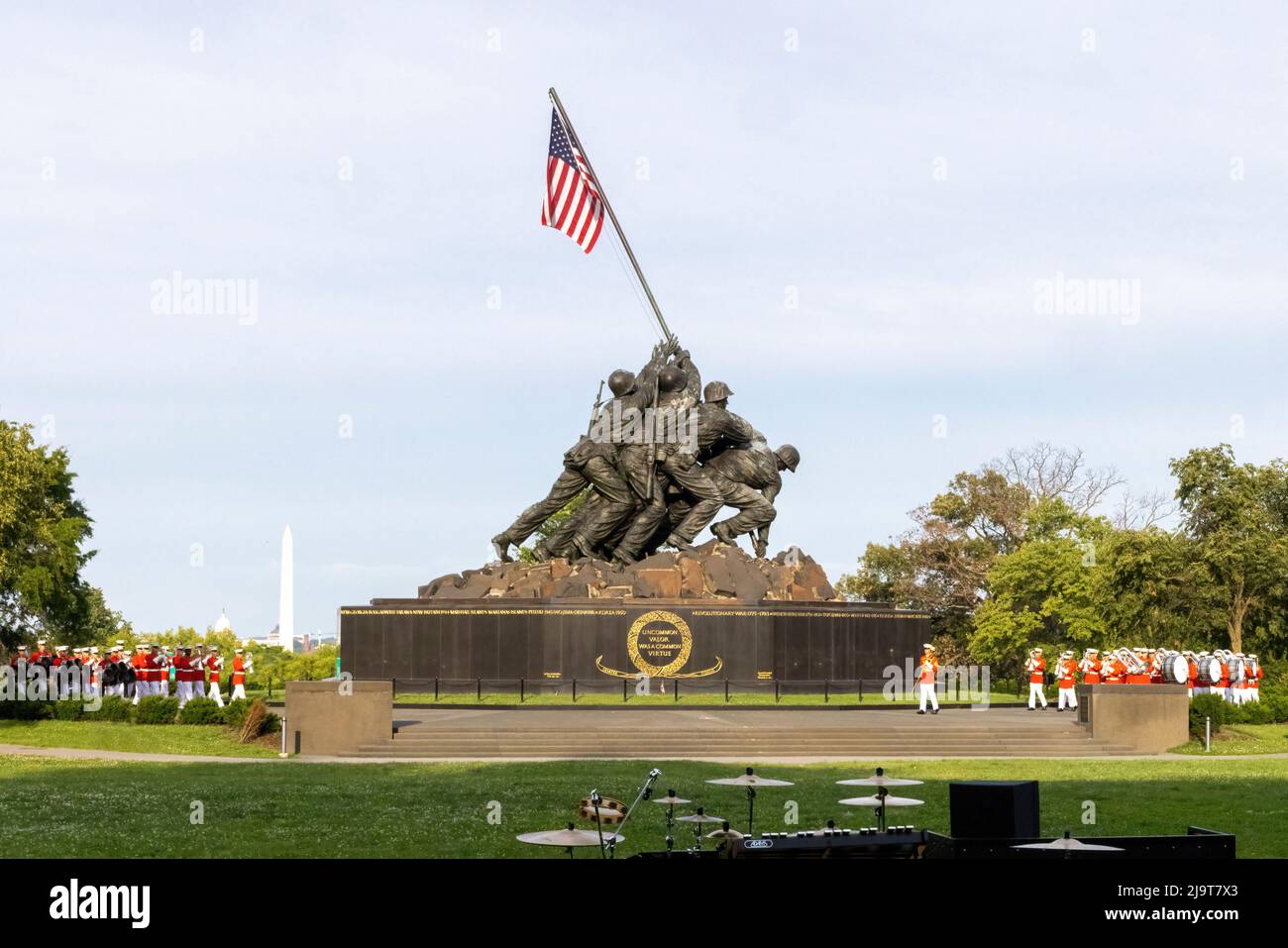 Usa, Virginia, Arlington. Iwo Jima Memorial, Sunset Parade which ...