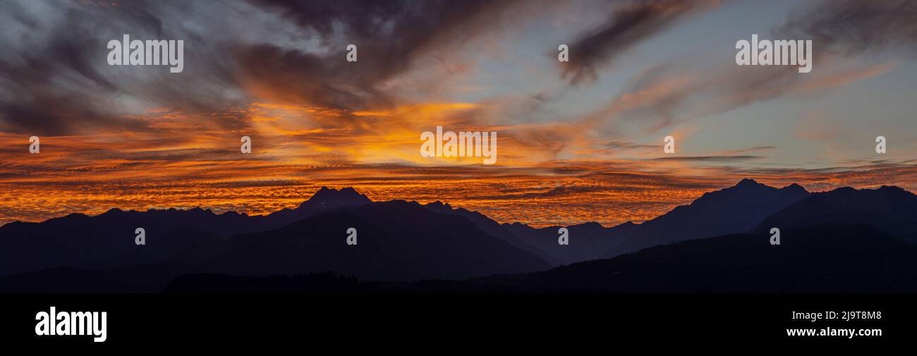 Seabeck sunset panoramic hi-res stock photography and images - Alamy