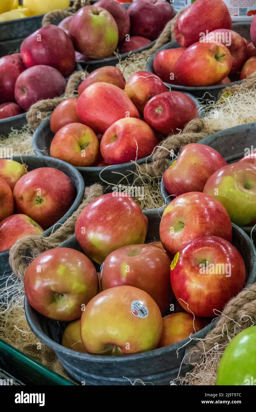 Wenatchee, Washington State, USA. Refrigerated display case of freshly ...