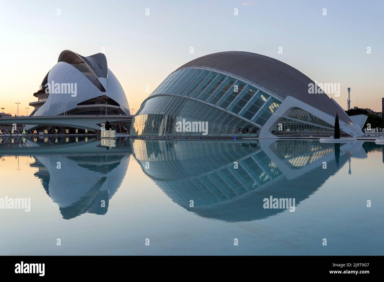 Valencia, Spain - 05 05 2022: Evening photo of the Hemisferic building ...