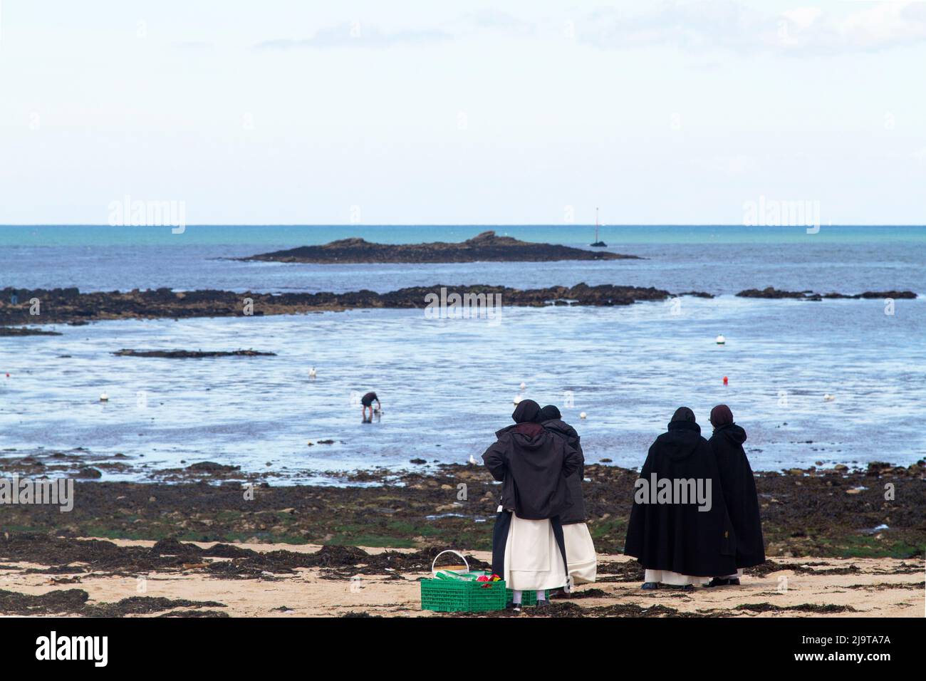 a group of religious sisters at a beach Stock Photo - Alamy