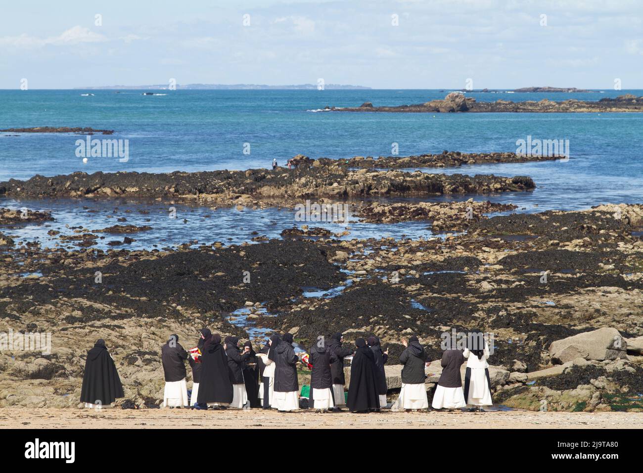 Religious sister hi-res stock photography and images - Alamy