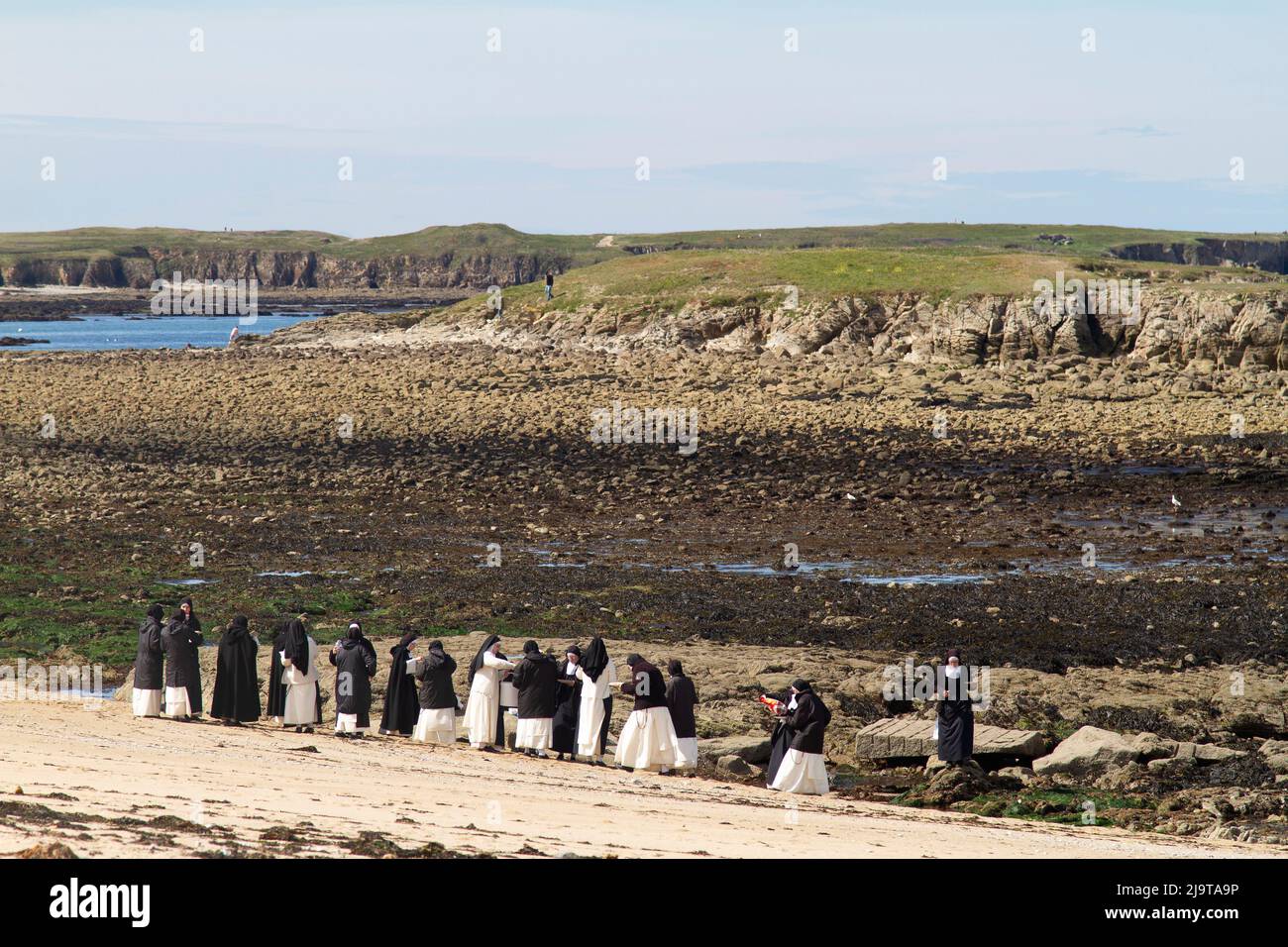 a group of religious sisters at a beach Stock Photo - Alamy
