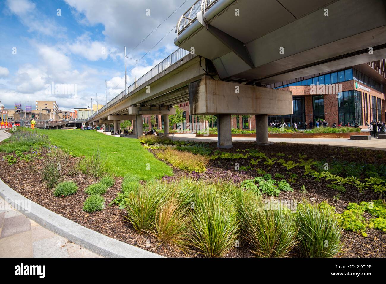 New green space and public realm between the College City Hub and Broad ...