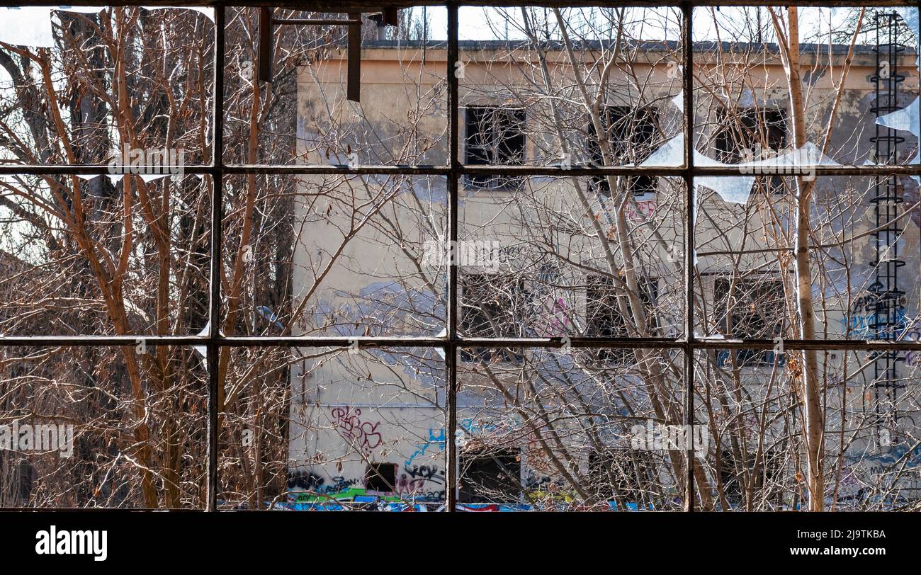 Broken window in abandoned place Stock Photo - Alamy