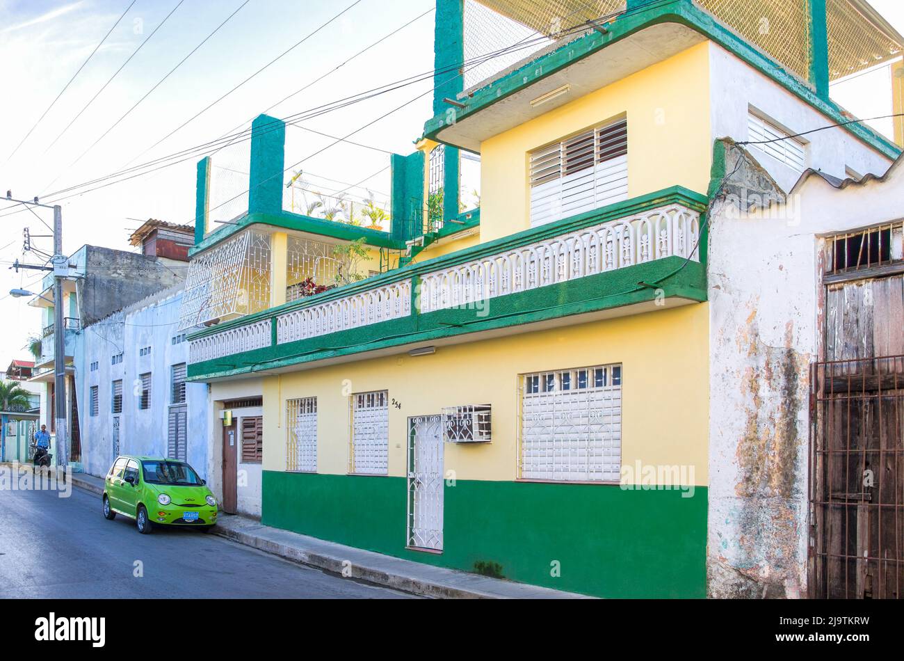 Caribbean house construction hi-res stock photography and images - Alamy
