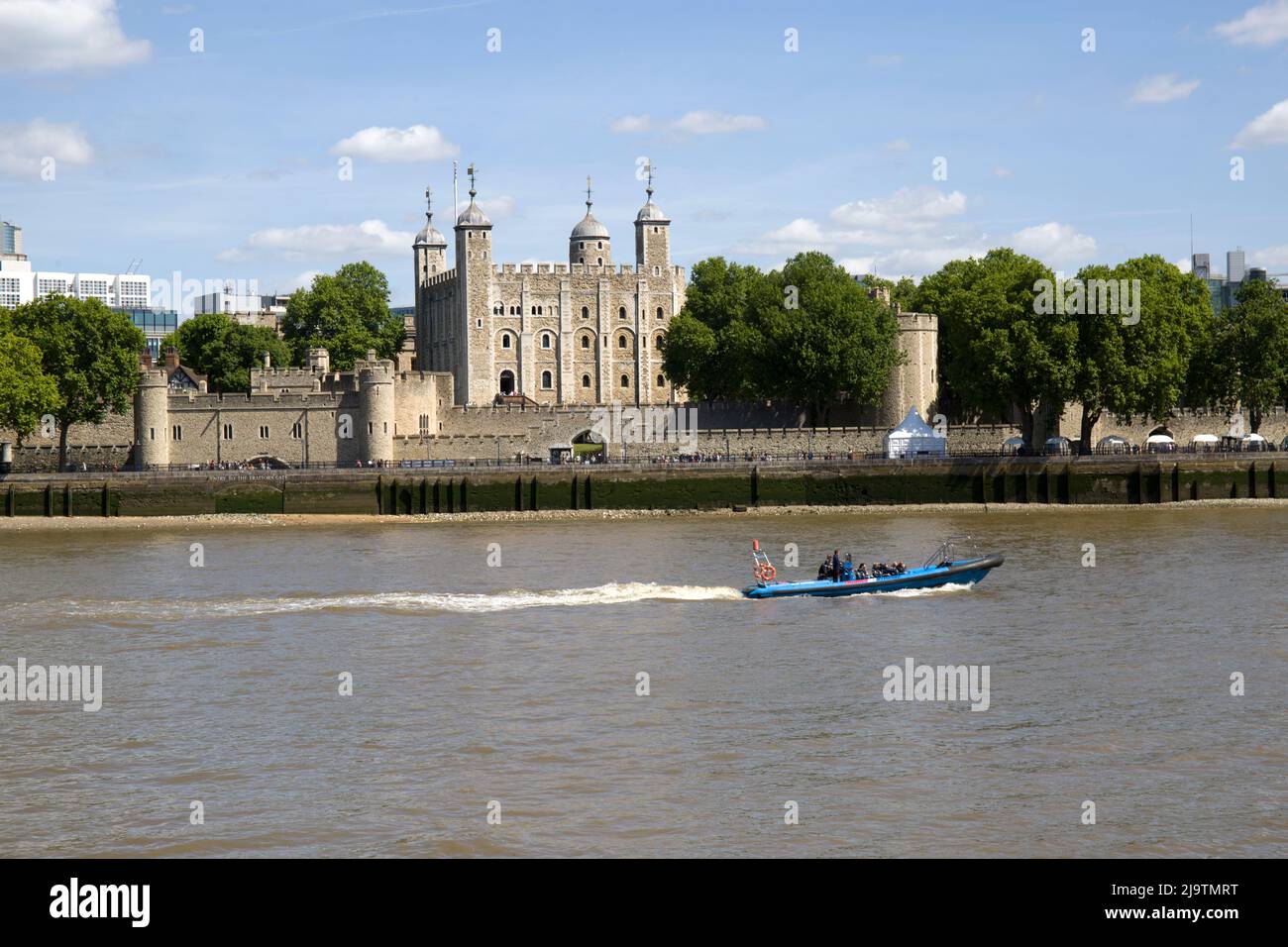 Tower of London River Thames Stock Photo - Alamy